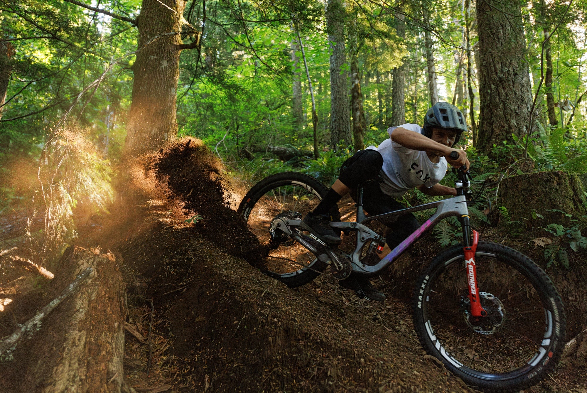 🚵‍♀️ Full Suspension Bikes 🚵‍♂️ – Mud Sweat and Gears